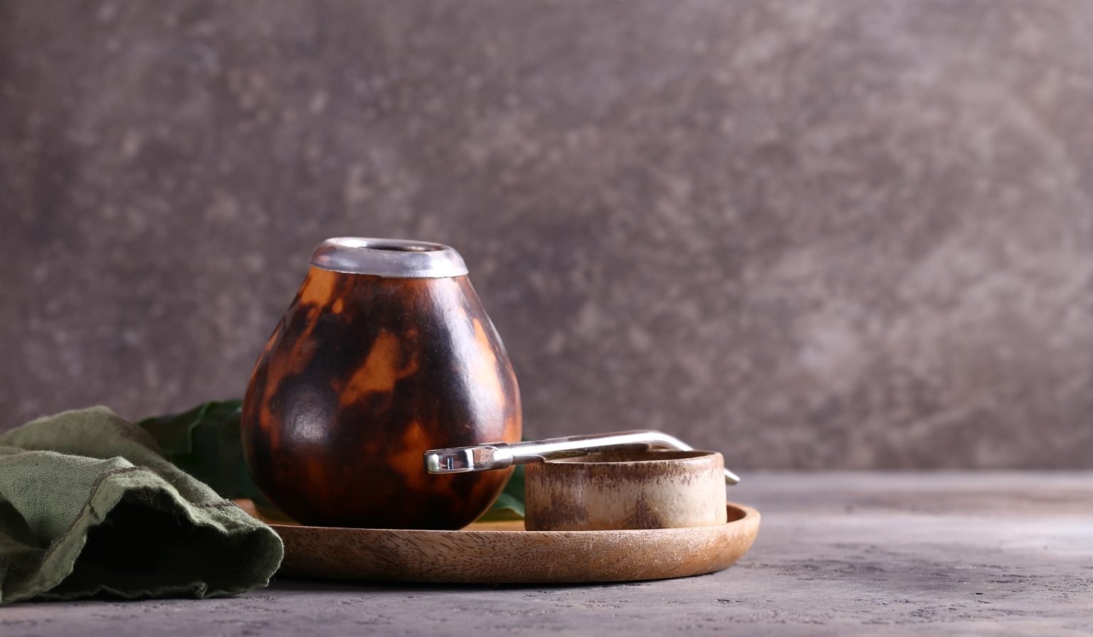 How to Make the Perfect Cup of Microgreens Tea in 6 Steps